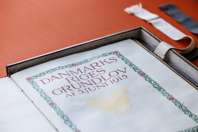 Danmarks grundlove - Rigsarkivet